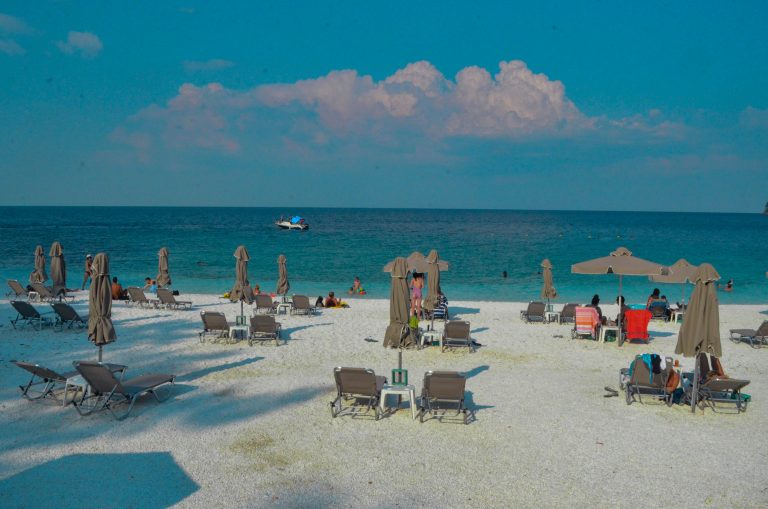 Топ 9 на най-красивите плажове на Тасос • Пътешествия без край